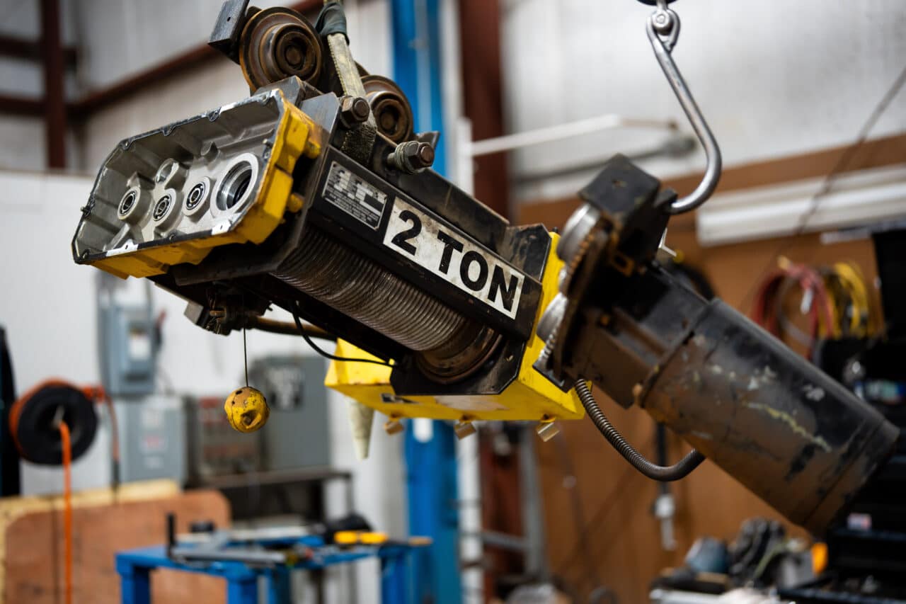 When To Replace Rather Than Repair A Hoist? - Engineered Systems